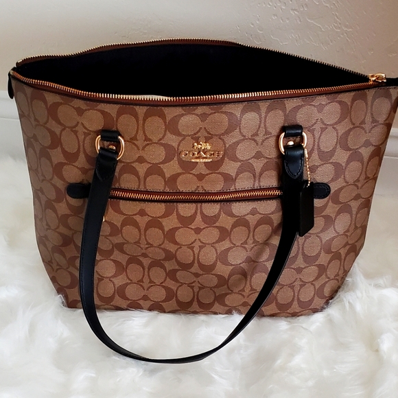 Coach | Bags | Coach Signature Khaki Tote | Poshmark